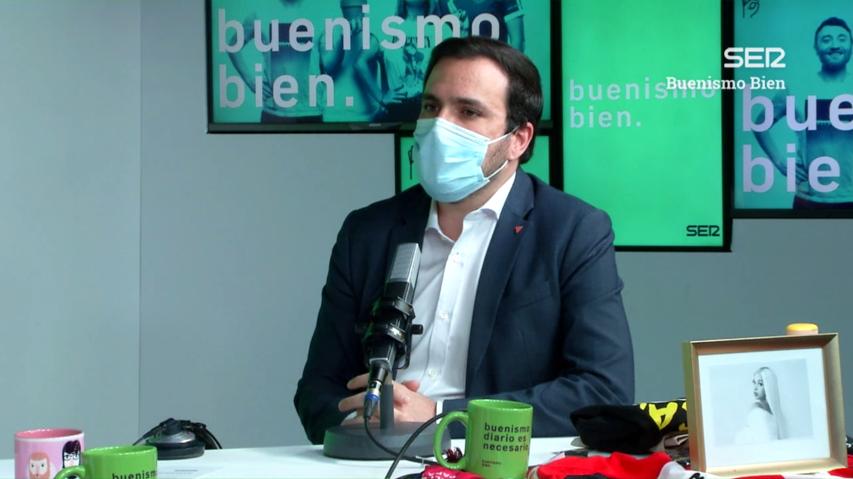 Manuel Burque, Quique Peinado y Henar Álvarez entrevistan a Alberto ...